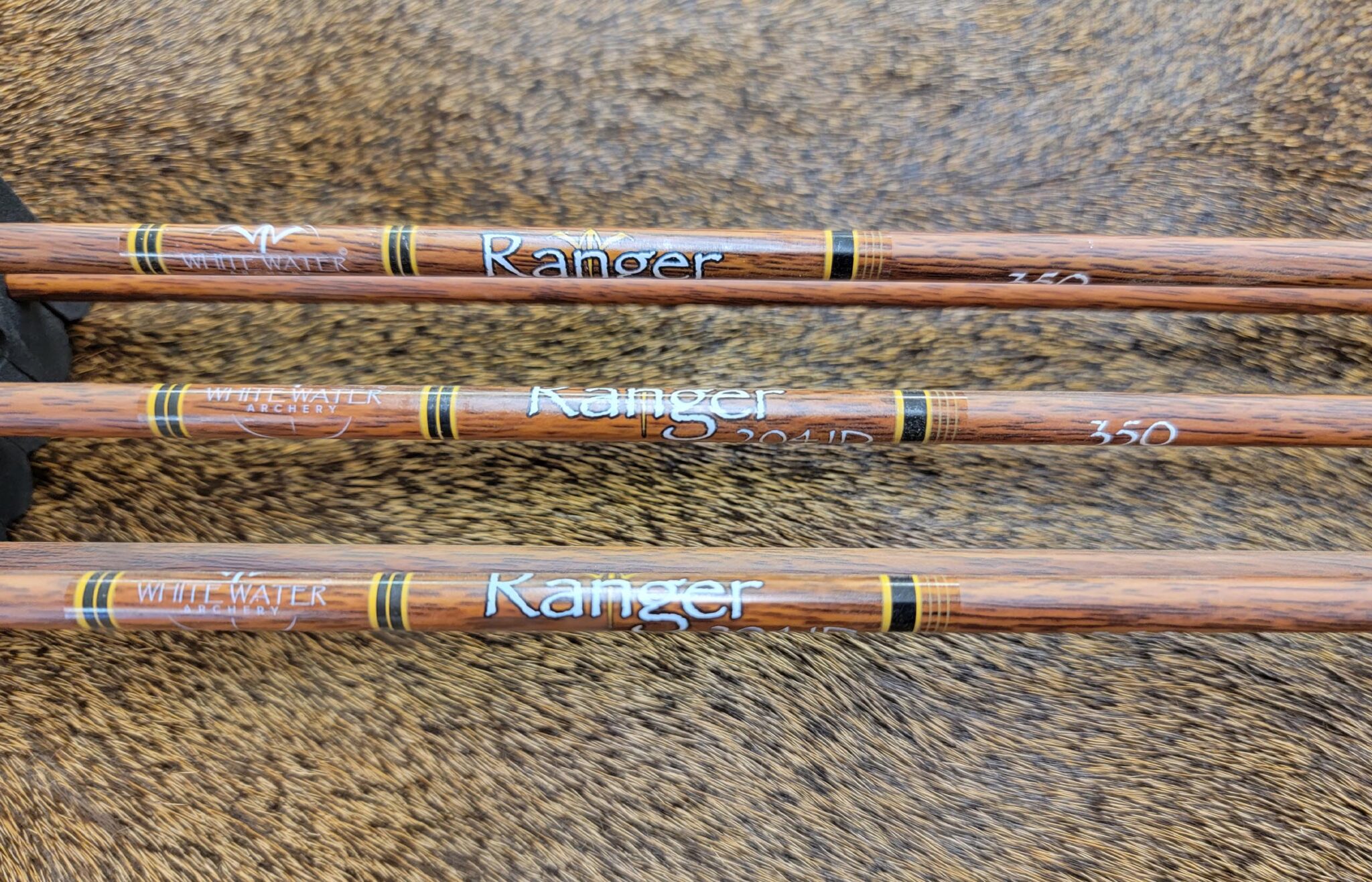 Ranger Traditional Wood Grain Carbon Arrows White Traditional 14 ...